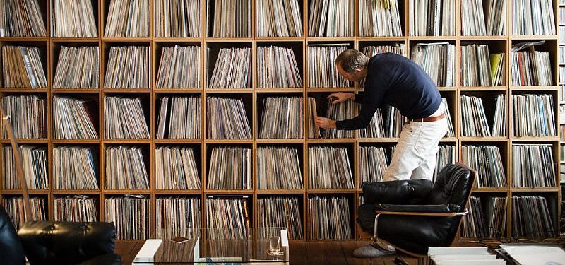 6 Reasons Why People are Buying Vinyl Records Again - UnifiedMFG