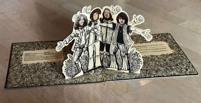 Vinyl Single Jacket VS Vinyl Gatefold Jacket: Which is Better for Your ...