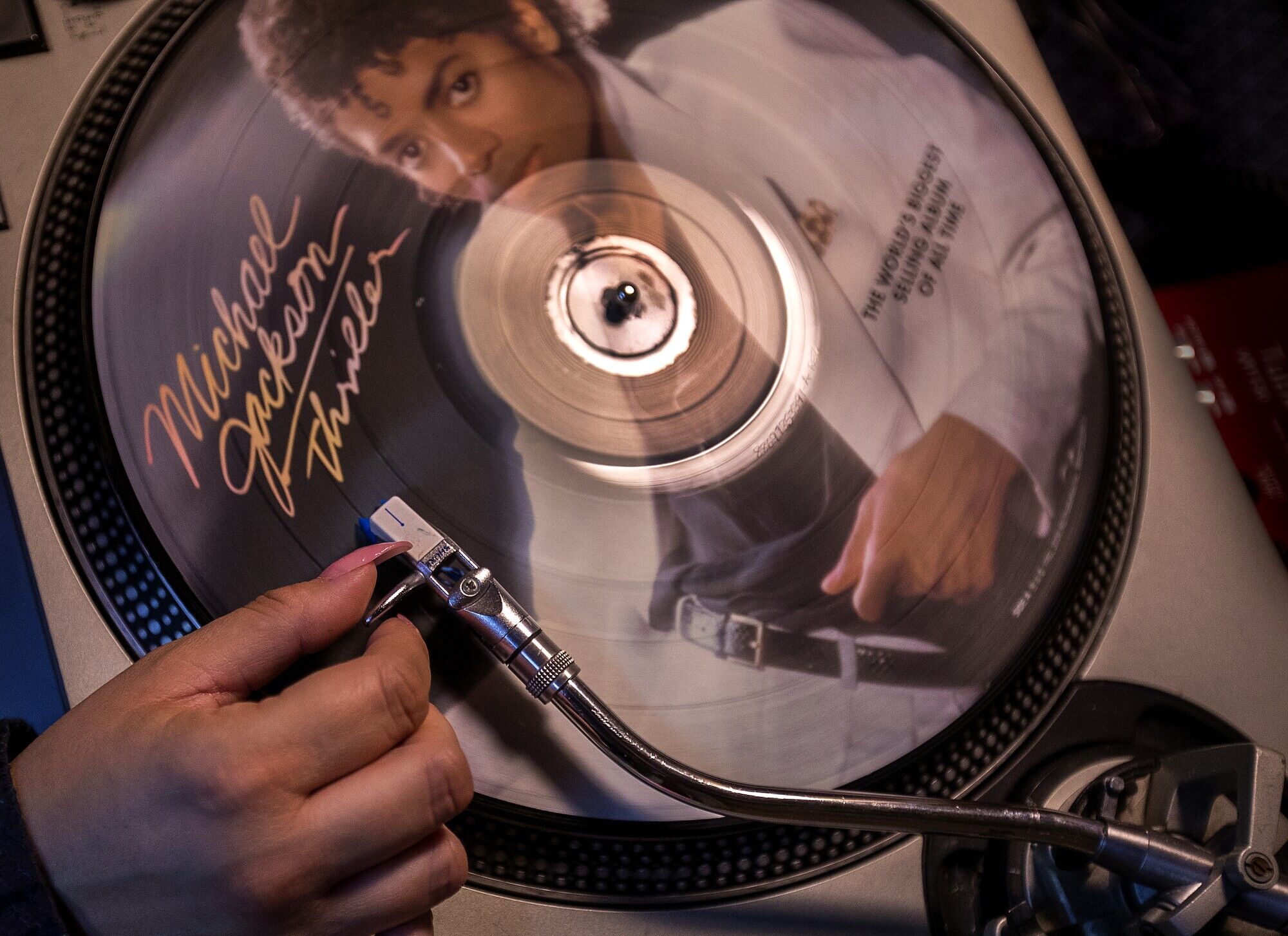 How picture discs are made- a comprehensive guide - UnifiedManufacturing